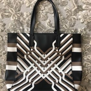 Trina Turk | Bags | Like New Trina Turk Tote | Poshmark
